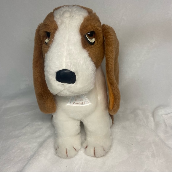 Remco | Toys | Remco Hush Puppies Bassett Hound Dog Plush Stuffed ...